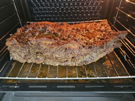 브리스킷 바베큐 오븐으로 16 시간 굽기