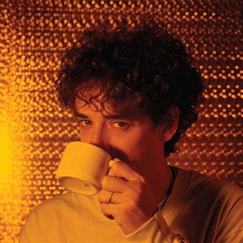 Se Cumplen 24 Años De Amor Amarillo El Primer Disco Solista De