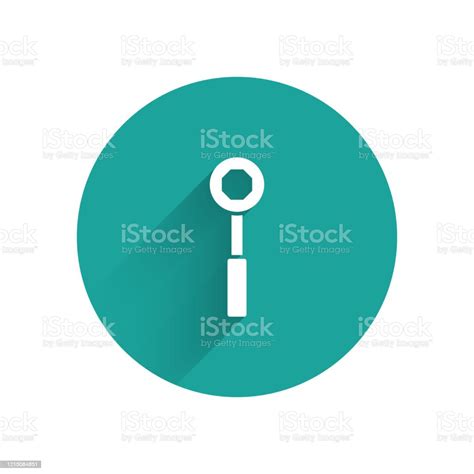 긴 그림자로 격리된 흰색 렌치 스패너 아이콘입니다 녹색 원 버튼입니다 벡터 일러스트레이션 강철에 대한 스톡 벡터 아트 및 기타 이미지 Istock