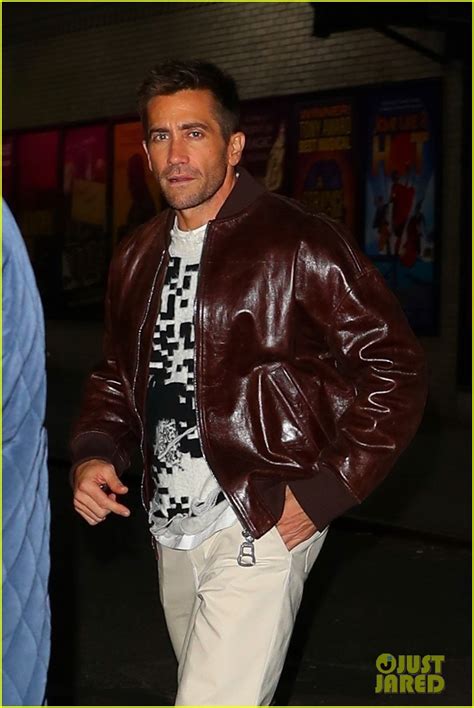 헐리우드 뉴욕에서 제이크 질렌할