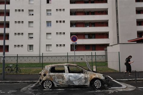 Violences Urbaines Comment Lyon Se Prépare à Une Troisième Nuit Agitée