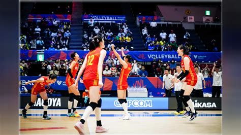 李盈莹、龚翔宇扣杀集锦，2023vnl中国女排对阵巴西女排腾讯视频