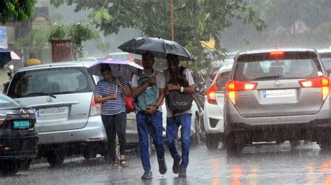 Maharashtra Light To Moderate Rain Likely In Next 3 4 Hours Informs Imd