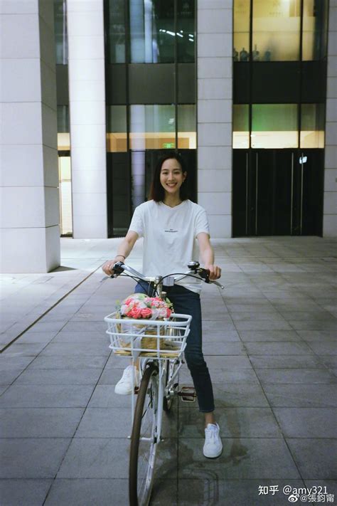 张钧甯澄清台独立场，盘点因为政治立场难翻身的明星 知乎