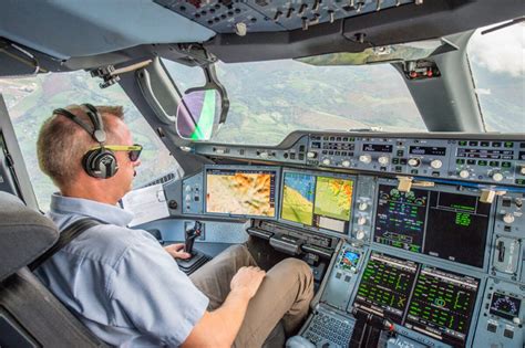 How Do Autopilot Systems Work Simple Flying