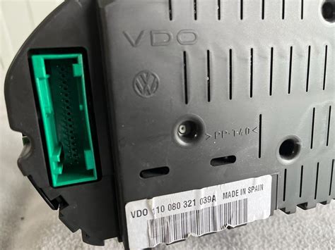 Vw Polo 9n Tacho Kombiinstrument 6q0920825h Vdo 1 9tdi 74kw In