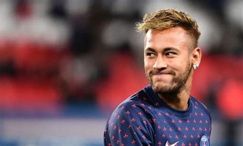 Neymar Happy To Continue At Paris Saint Germain Neymar Jr Brazil