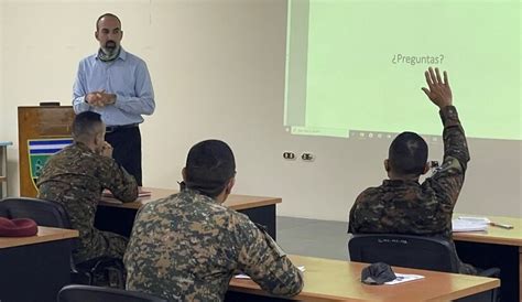 Army South G2 Personnel Conduct Intelligence Working Group With