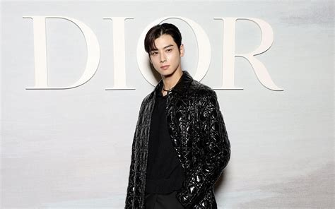 Cha Eun Woo Is The Center Of Attention At The Dior Ss23 Ready To Wear Collection Fashion Show As