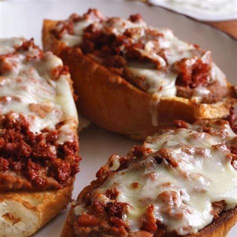 Molletes Con Chorizo Y Queso Una Opción Perfecta Para El Desayuno