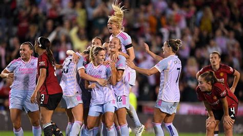Report Manchester United Women 2 2 Arsenal Women Post Match Report