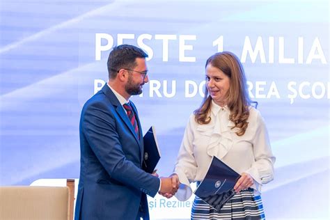 Ministerul Educației peste 39 milioane lei pentru școlile pietrene