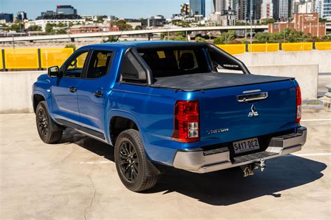 Mitsubishi Triton Vs Toyota Hilux Comparison Carexpert