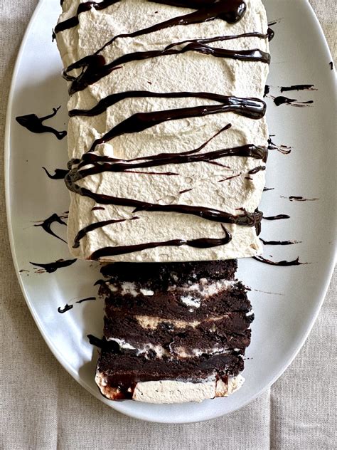 Coffee Oreo Fudge Brownie Ice Cream Cake Mak And Her Cheese