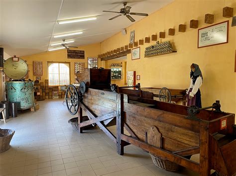Ferme et Musée du Pruneau Museums in Lafitte sur Lot Guide du Lot et Garonne