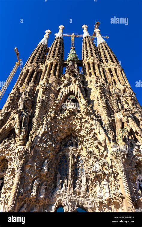 Außenseite der Basilika Sagrada Familia von Antoni Gaudi in Barcelona