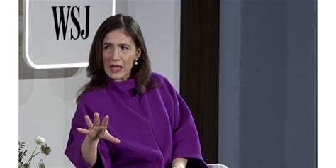 Cfos Aim To Reconcile Strong Economic Data Weary Consumers Wsj