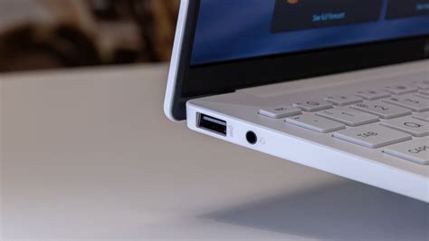 I Tried Hps Slick New Omnibook Aero 7—it Could Take On The Macbook Air