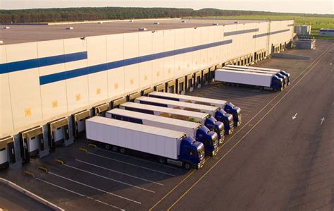 Differences Between Small And Large Fleet Insurance Azuga