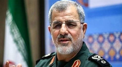 العميد باكبور سيتم تجهيز القوات البرية لحرس الثورة بمسيّرات إنقاذ طبية