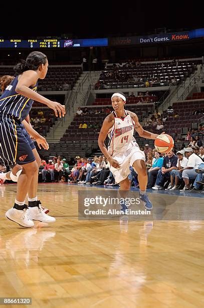 222 Deanna Brown Photos And High Res Pictures Getty Images