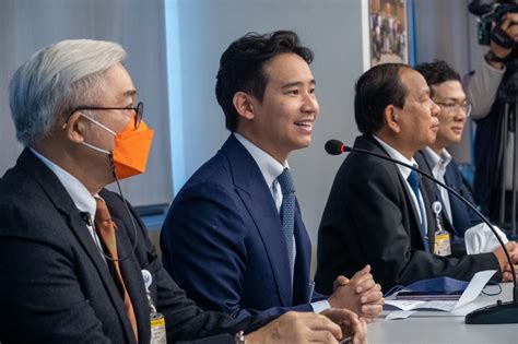 เคลียร์ใจกันแล้ว “ก้าวไกล สหพันธ์ข้าราชการฯ” ย้ำไม่เคยเสนอตัด “บำนาญ”