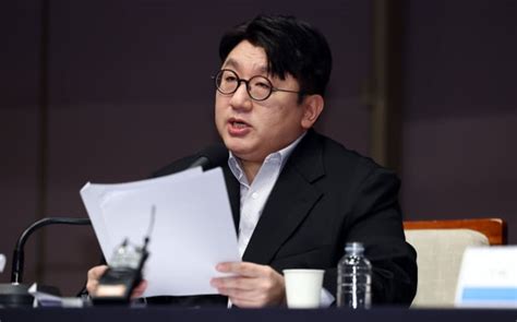 Bts 업고 고평가라고…하이브 엔터공룡으로 성장하다 한국경제