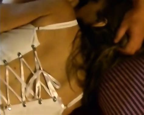 Girl Plays With Two Same Time Eporner