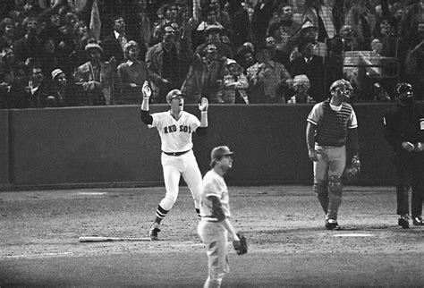 Carlton Fisks Home Run In 12th Beats Reds 7 6 The Boston Globe