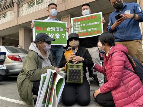 賴清德台中輔選 指控遭棄養c女突現身下跪成插曲 政治 中時