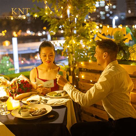 Cách để Gợi ý Bạn Trai Cầu Hôn Mà Không Sợ Mất Giá