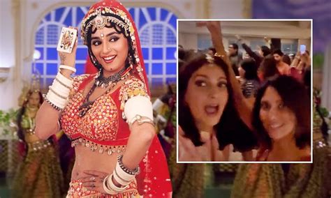 Watch Video Madhuri Dixits Iconic Track Choli Ke Peeche Played At