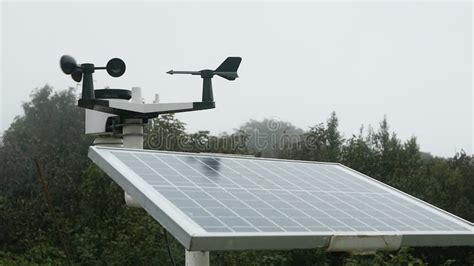 The Meteorological Instrument To Measure The Wind Speed Temperature