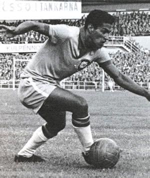 La increíble vida de Garrincha el gambeteador endiablado la máquina