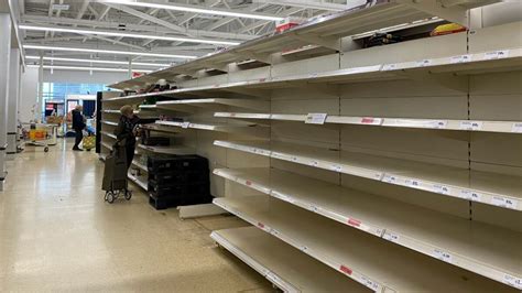 Britain Would Be A Terrifying Place If WW3 Broke Out Political Scientist Reveals What Would Happen