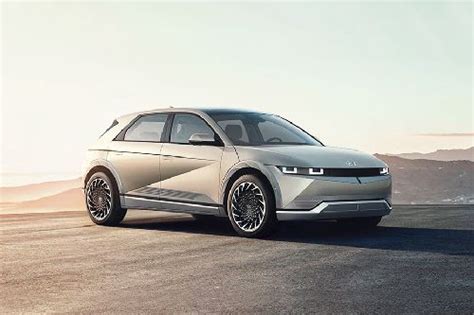 Mobil Elektrik Baru And Bekas Dijual Bulan Januari 2026 Ini