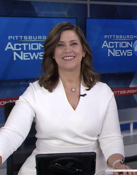 Michelle Wright Wtae Pittsburgh Rcurvynewswomen