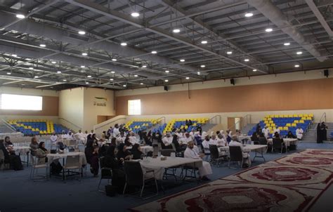 ملتقى المناظرات الخامس بجامعة التقنية والعلوم التطبيقية بعبري صحيفة