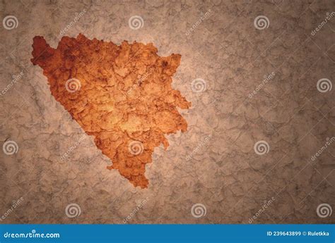 Mapa De Bosnia Y Herzegovina Sobre Un Viejo Fondo De Papel De Crack