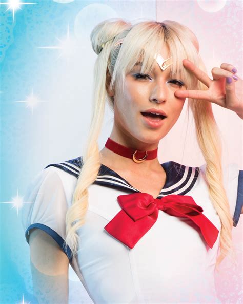 Criaram Uma Coleção De Roupas E Acessórios Inspirados Em Sailor Moon