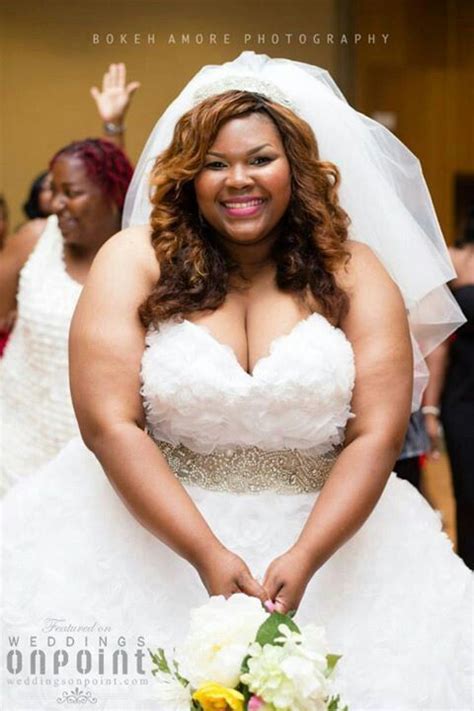 Real Plus Size Wedding Elegant And Chic Affair In Minnesota Artofit