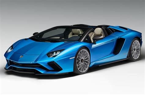Lamborghini lanzará este mes un más potente Aventador