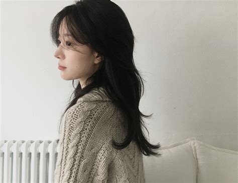 슬로우앤드 Happy New Year 이대로 소장할거에오 🥹 데님자켓에 뮤트한 크림원피스 Made By Slowand 카르멘 레이어 원피스의 세가지 색감을 한