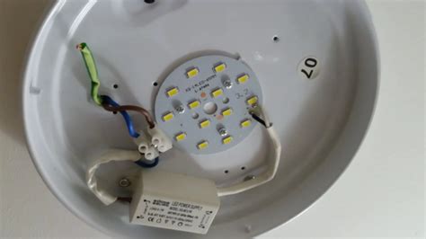 Do LED Light Fixtures Need To Be Grounded OLAMLED
