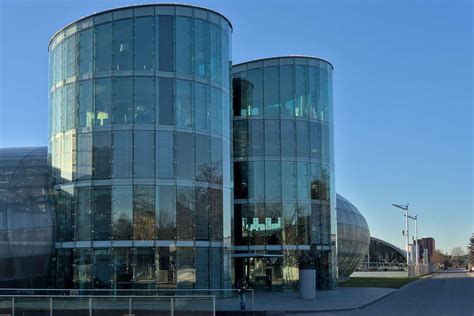 Glass Building Online Puzzle