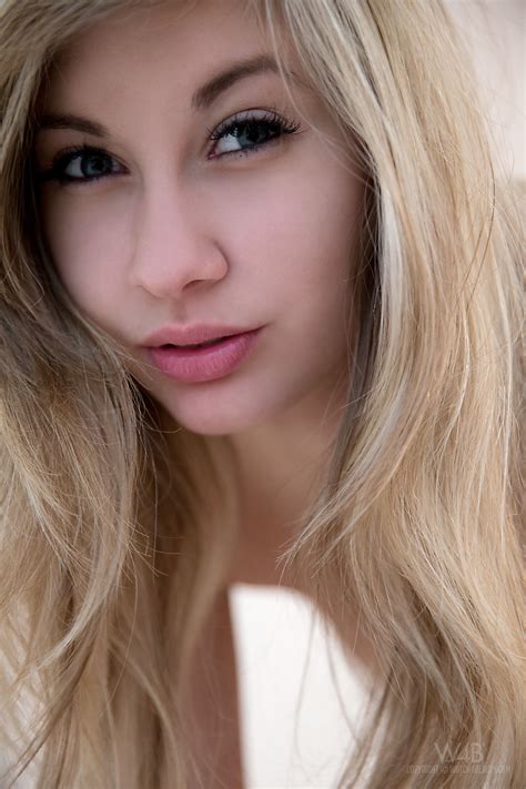 Holy In Hell Of Glass By Watch4beauty Erotic Beauties