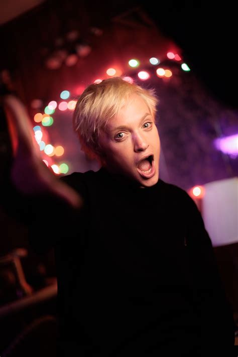 Emma Willmann Tickets 051025