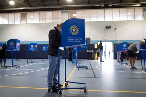 Supreme Court May Adopt Extreme Maga Election Theory That Threatens