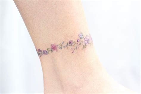 Pin Em Tatuajes Femeninos