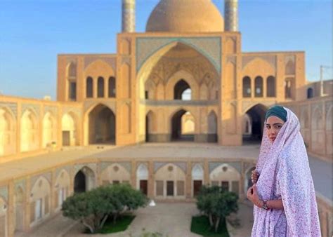 بیوگرافی و زندگی شخصی مونا کرمی همسر سپندامیرسلیمانی عکس ‌ روزنامه